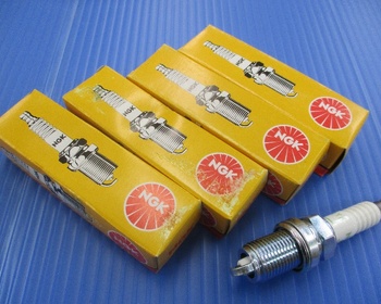 NGK - Unused! Set of 4 NGK plugs (Estima, etc.) - Nengun Performance