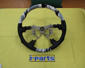Toyota - Hiace (200 series) genuine steering - Nengun Performance