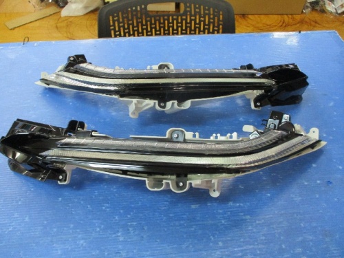 Toyota - Alphard (30 series) late model genuine twin-eye turn signal ...