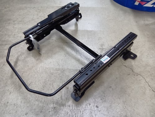 Recaro - Prius (ZVW30) seat rail/passenger seat - Nengun Performance