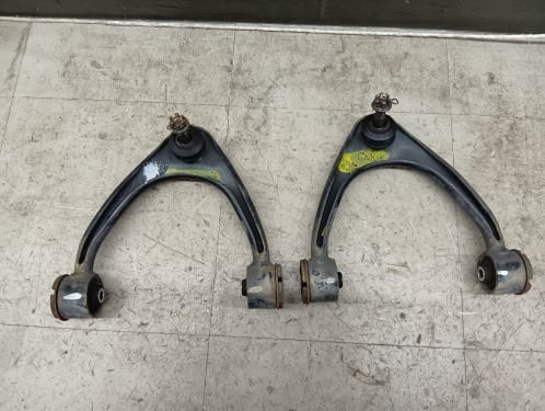 Toyota - Chaser (JZX100) genuine front upper arms (left and right ...