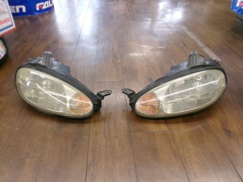 Mazda - Left and right genuine headlights for Roadster (early model NB ...