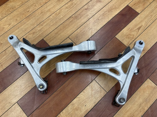 Unknown - Nissan Motor Co., Ltd. - Skyline BNR34 Genuine Modified Lower ...