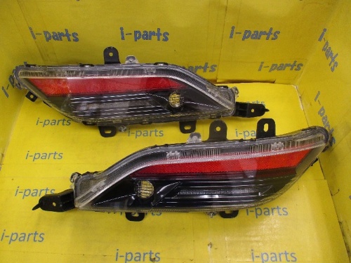 Toyota - Genuine rear turn signals (left and right set) for Toyota ...